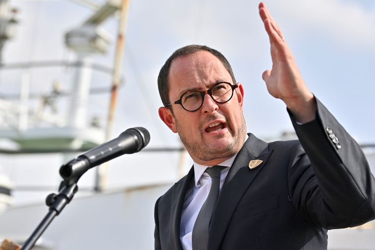 Van Quickenborne wil daders intrafamiliaal geweld strenger aanpakken