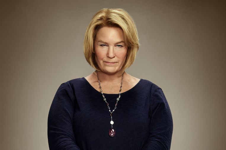 ‘The Thing About Pam’ is een vat vol twijfelachtige creatieve keuzes