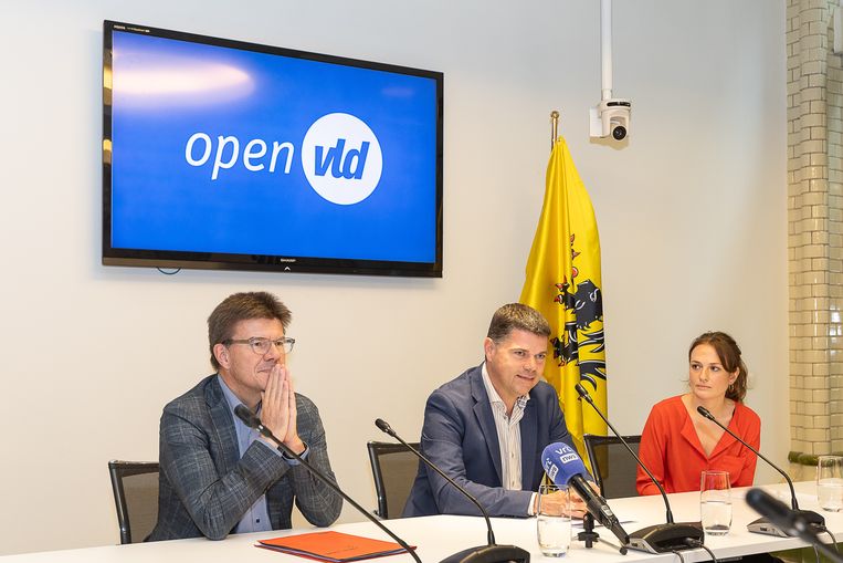 Bij Open Vld is het redden wie zich redden kan: strijd om schaarse ...
