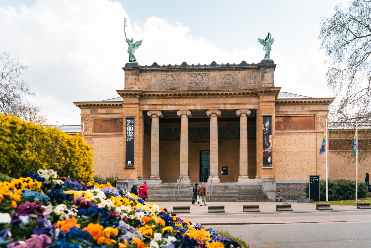 Het MSK vaart voor zijn jubileum door het oeuvre van de Gentse ...