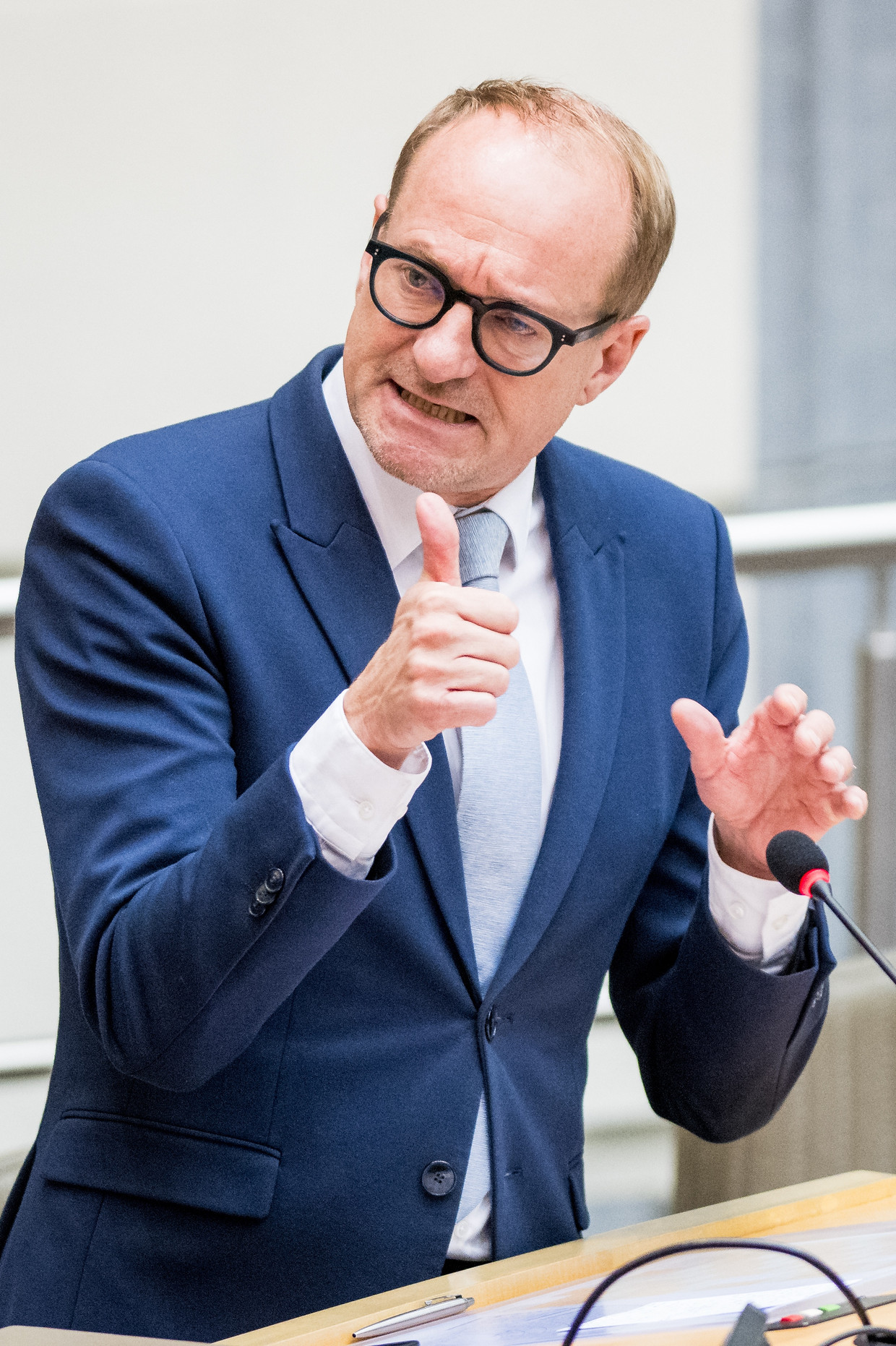 Vlaamse politiek zet muurtje tegen buitenlandse overnames in amateurvoetbal