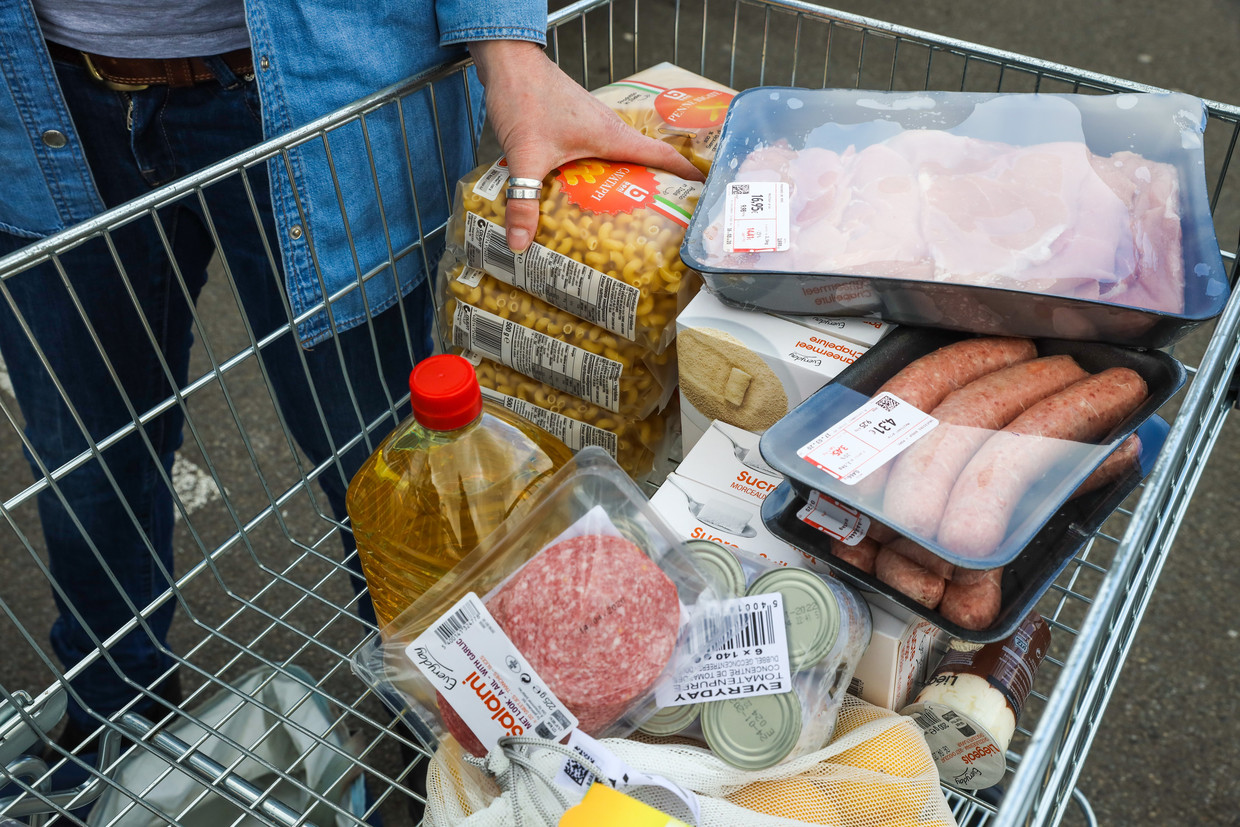 Colruyt legt aankooplimiet op voor 8 basisproducten: ‘Zo blijft er ...