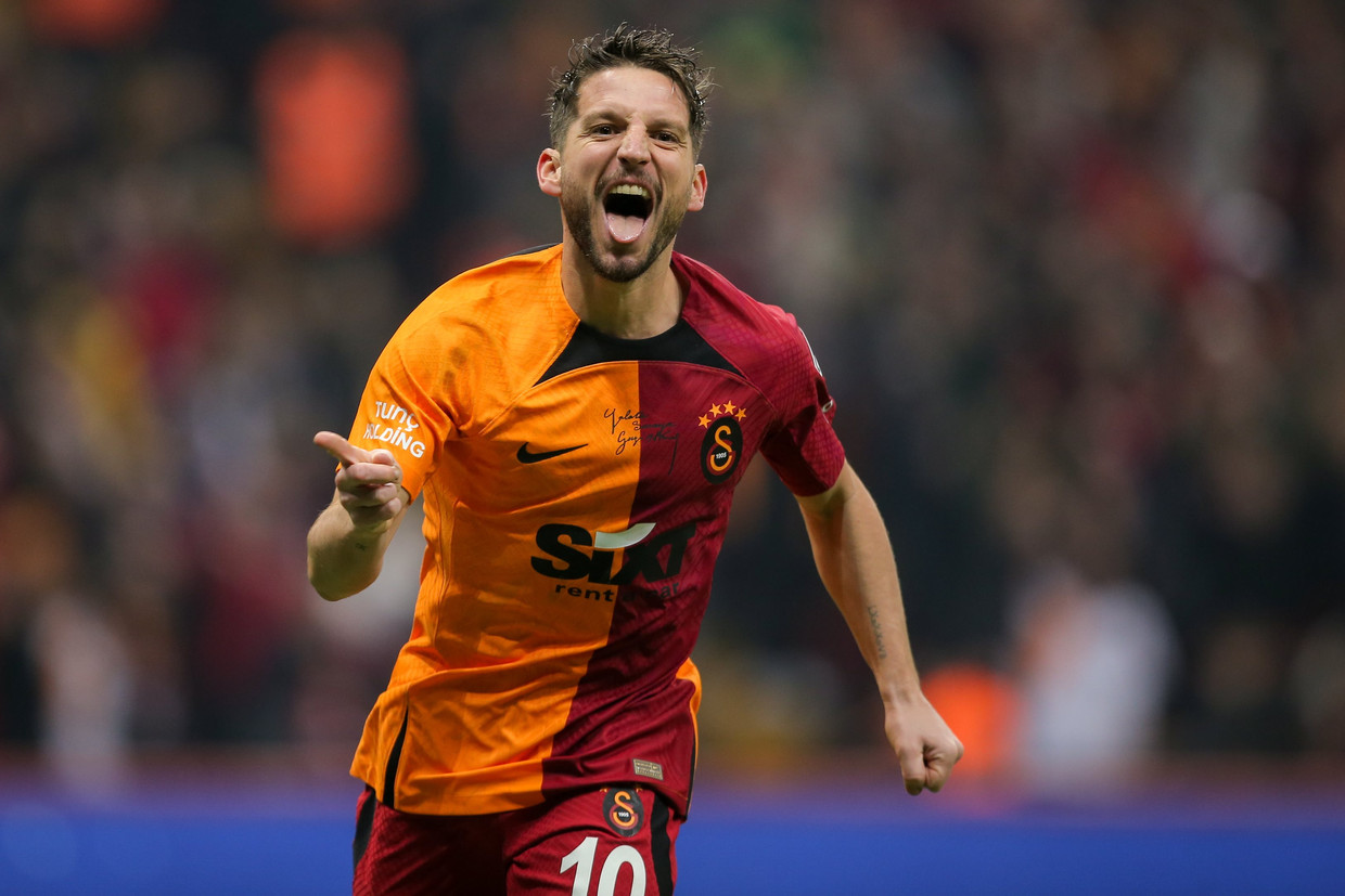 Dries Mertens pakt met Galatasaray allereerste landstitel in zijn carrière
