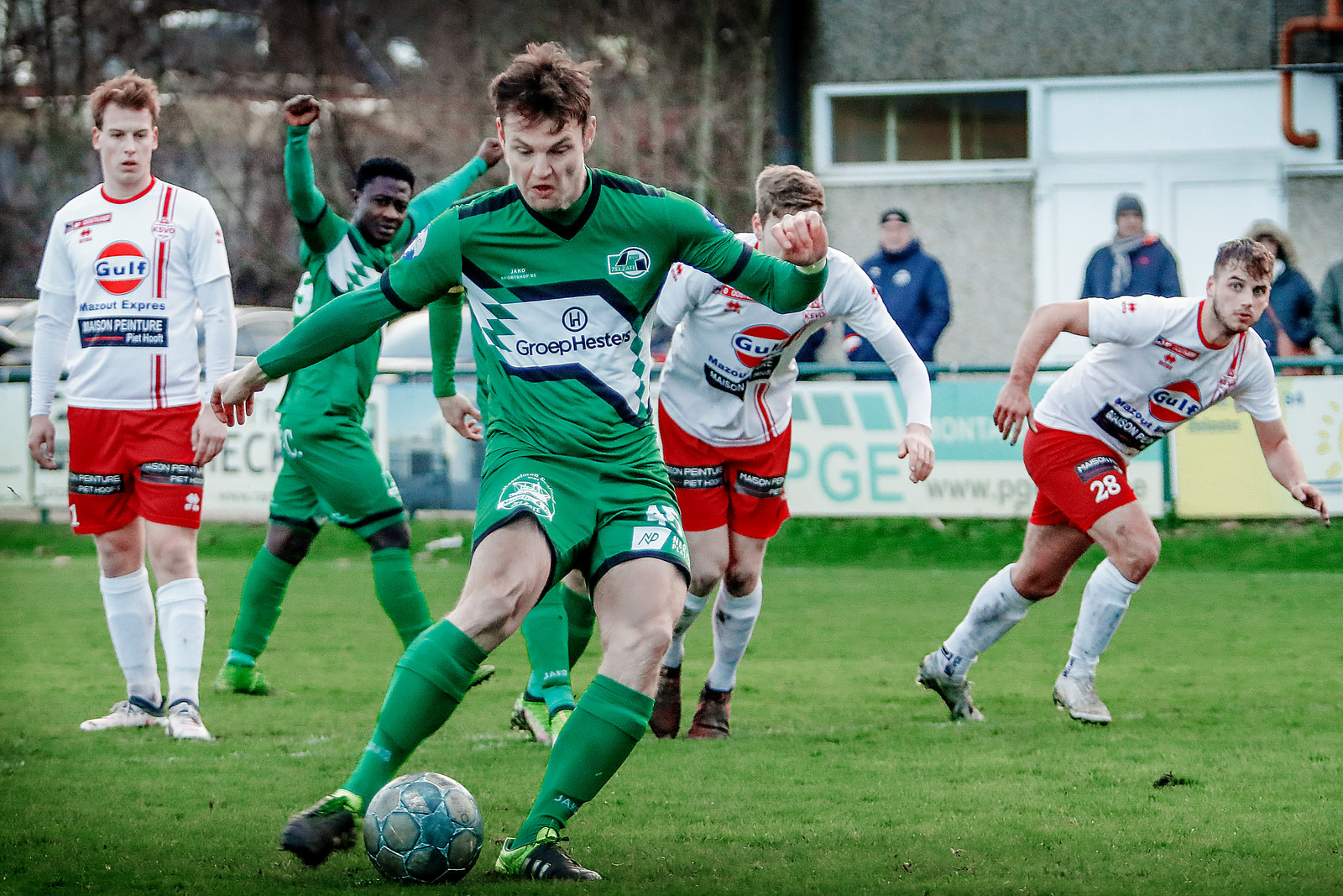 Is de tijd van zwart geld in amateurclubs voorbij? ‘Op dit niveau moet ...