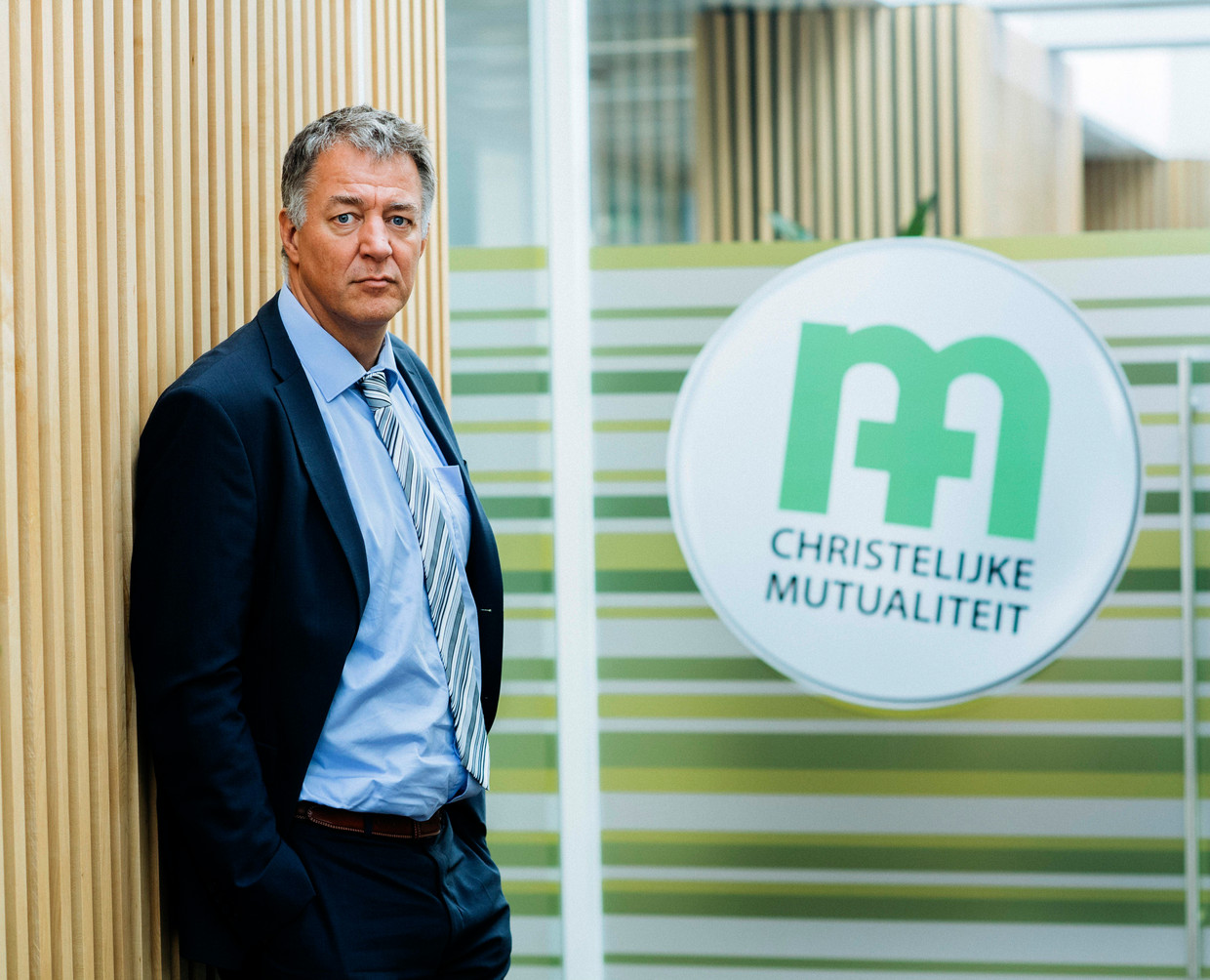 Luc Van Gorp (CM): “Artsen die ruim een half miljoen euro bruto per ...