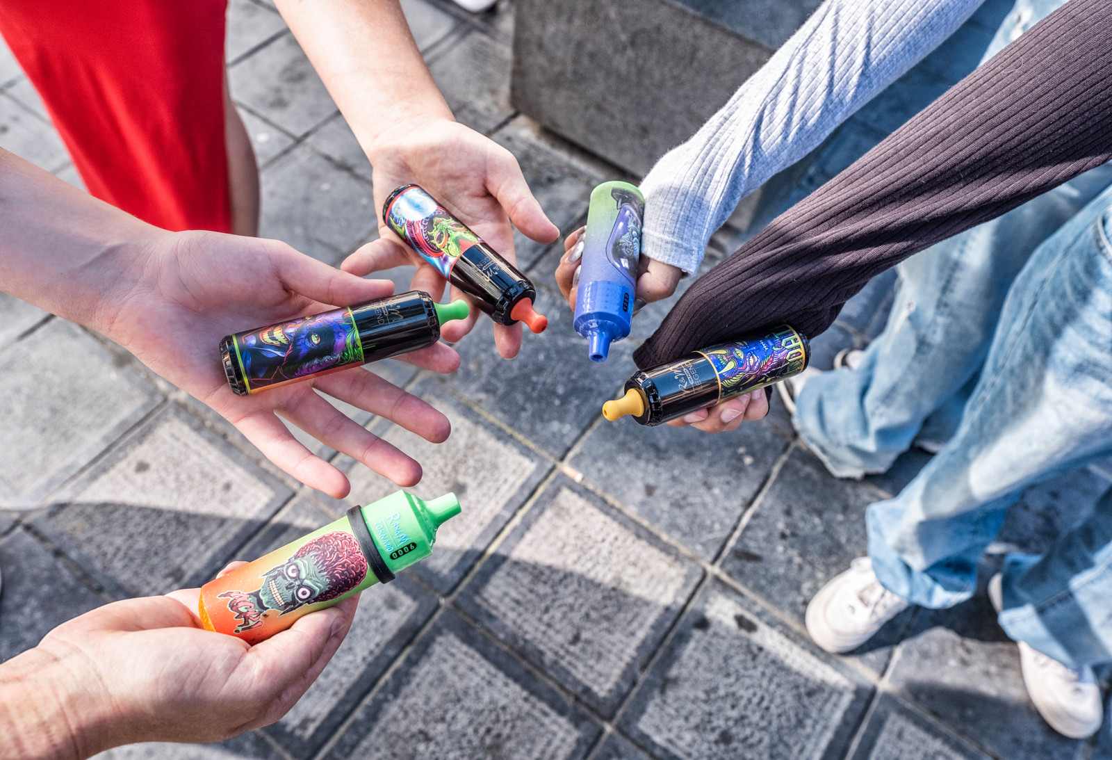 ‘Mijn vape heeft 7.000 pufs, daar kom ik een tot twee weken mee toe ...