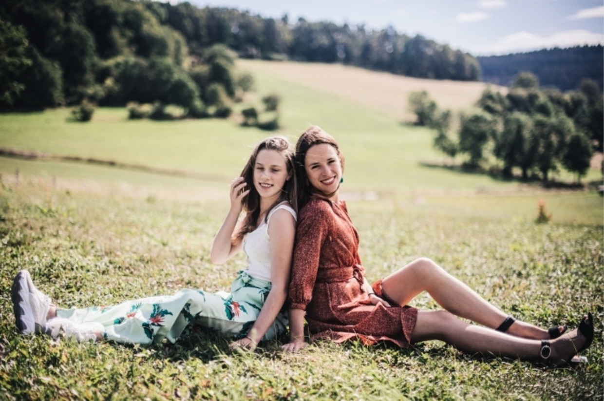 Stephanie Planckaert (30) en dochter Iluna (14): ‘De zwangerschap was ongepland, maar Iluna was ...