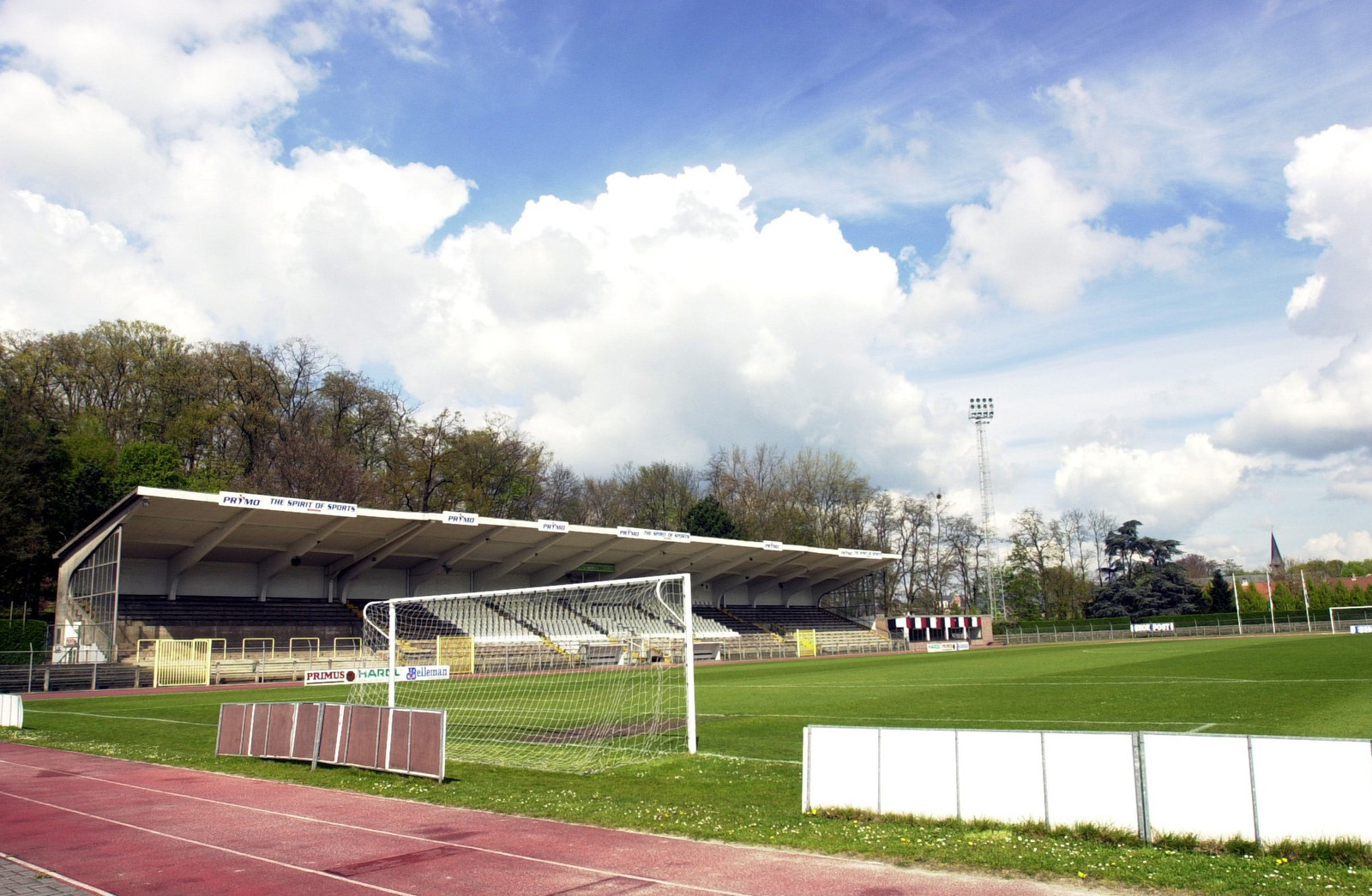 Weer valt een Belgische amateurclub in buitenlandse handen: ‘Je voelt ...