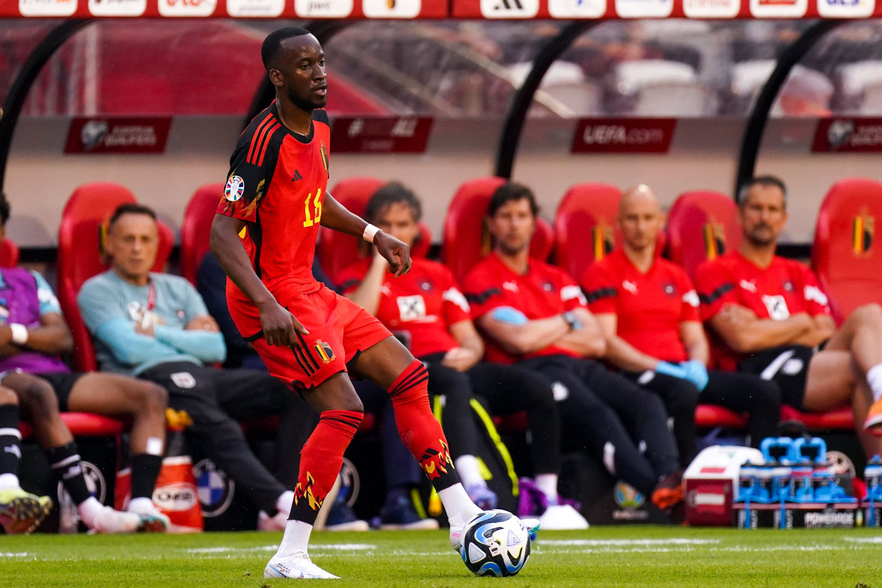 De weelde op de flanken is groot bij de Rode Duivels. Domenico Tedesco ...