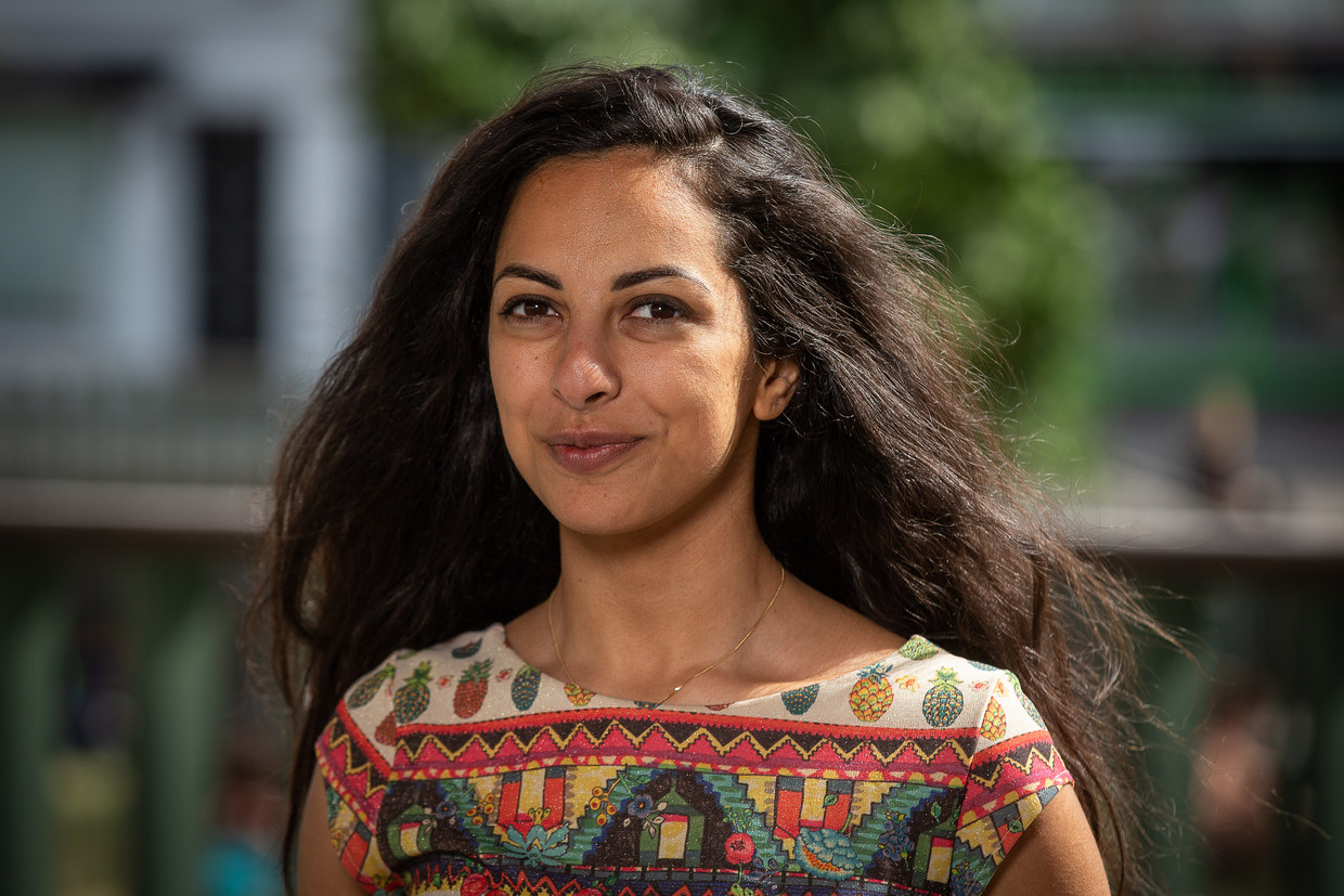 Zelfa Madhloum: ‘Ze zeggen dat ik moet dimmen. Maar niemand moet me ...