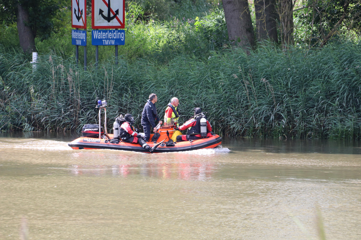 Bergingsactie gestart van in Dendermonde gezonken binnenschip