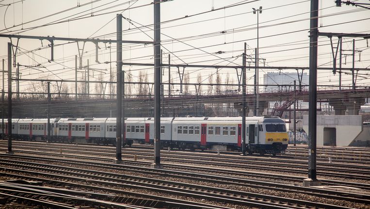 Limburg weer dupe van nieuw spoorplan | De Morgen