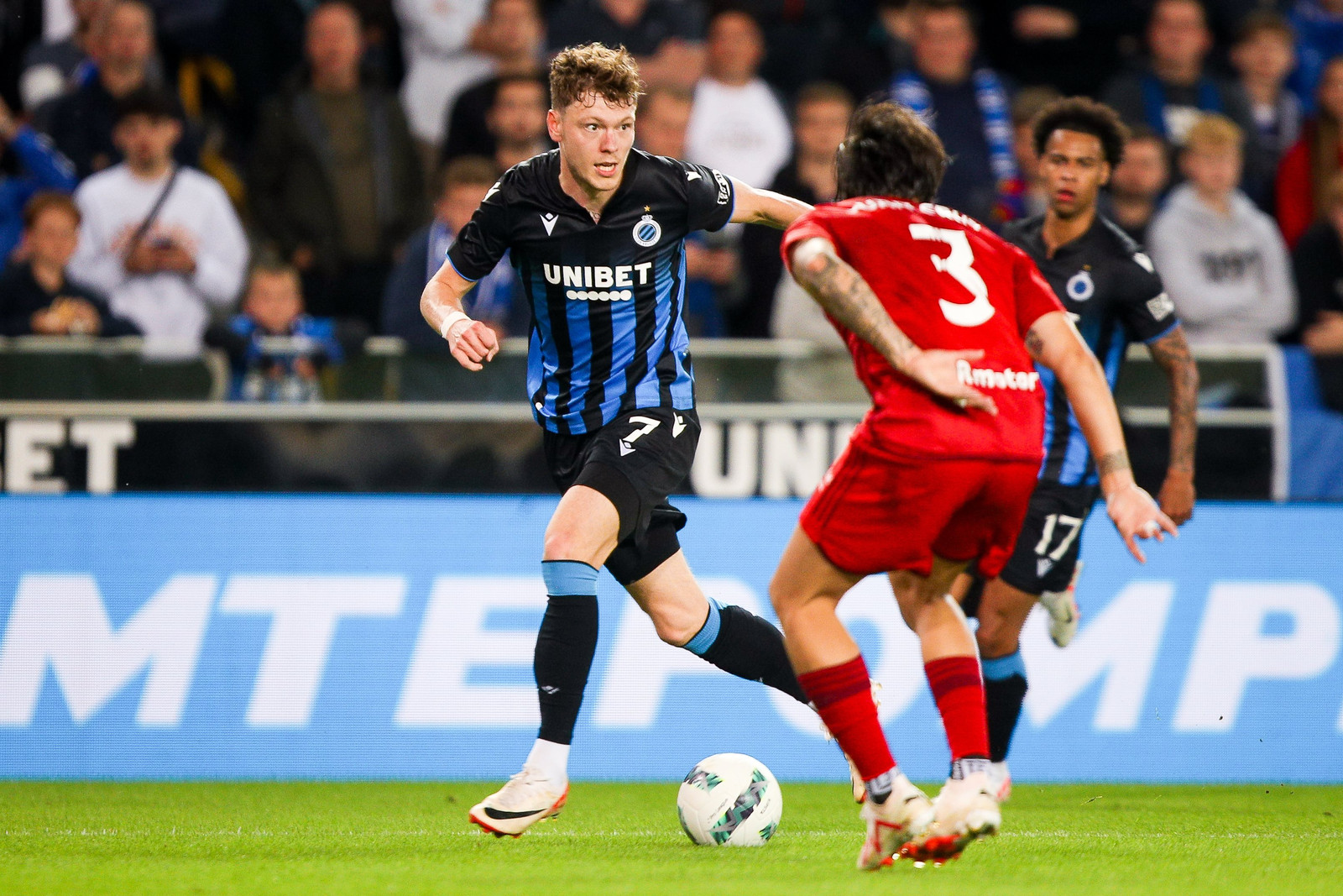 Andreas Skov Olsen, de artiest van Club Brugge: ‘Ik speel goed, en dus ...