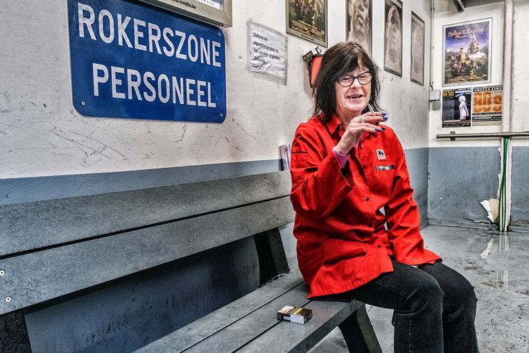 ‘De rookpauze is het enige moment dat wij even kunnen zitten’