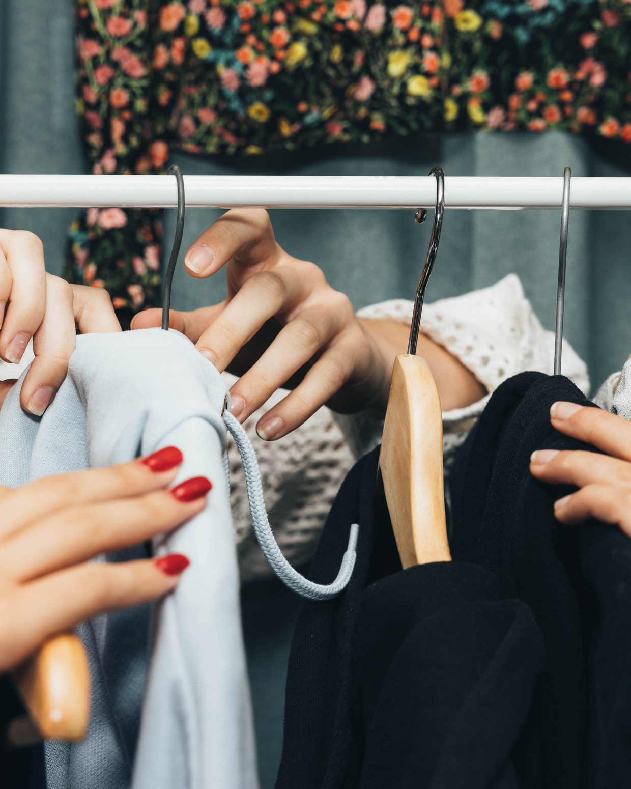 Swishing als alternatief voor fast fashion: ‘Je komt vaak bijzondere ...
