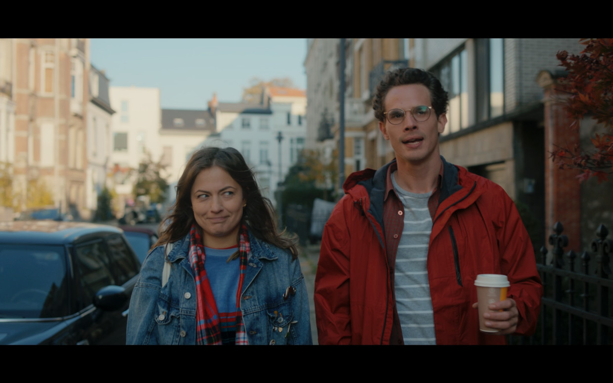 ‘Ik ken haar natuurlijk goed, maar muilen met je schoonzus, dat is gewoon raar’: Flor Van ...