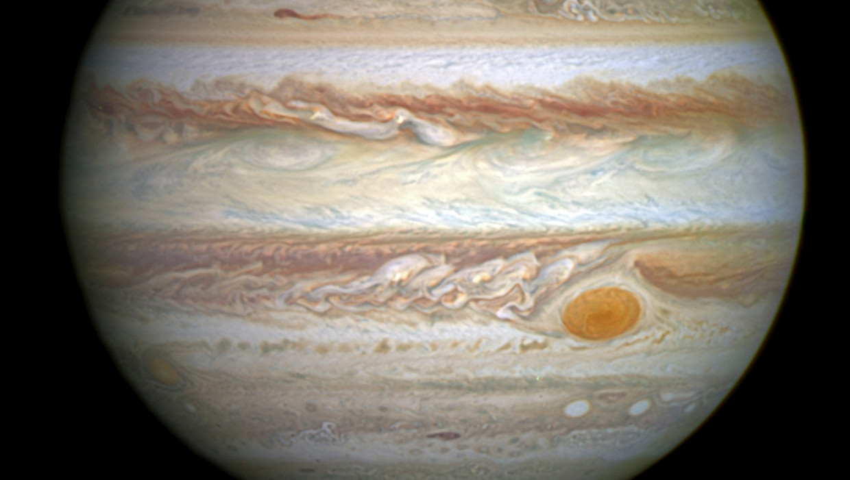 NASA heeft verklaring voor grote rode vlek van Jupiter: zonnebrand
