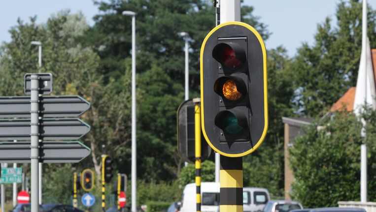 Slimme verkeerslichten in Antwerpen kosten 20 miljoen | De Morgen