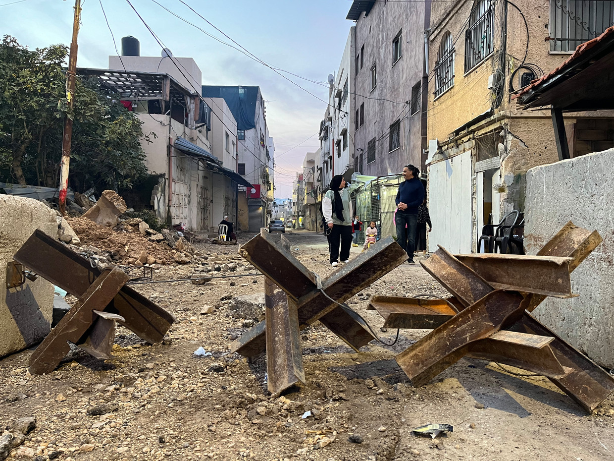 Theatermaker Chokri Ben Chikha: ‘Als je samenleving gebaseerd is op ...