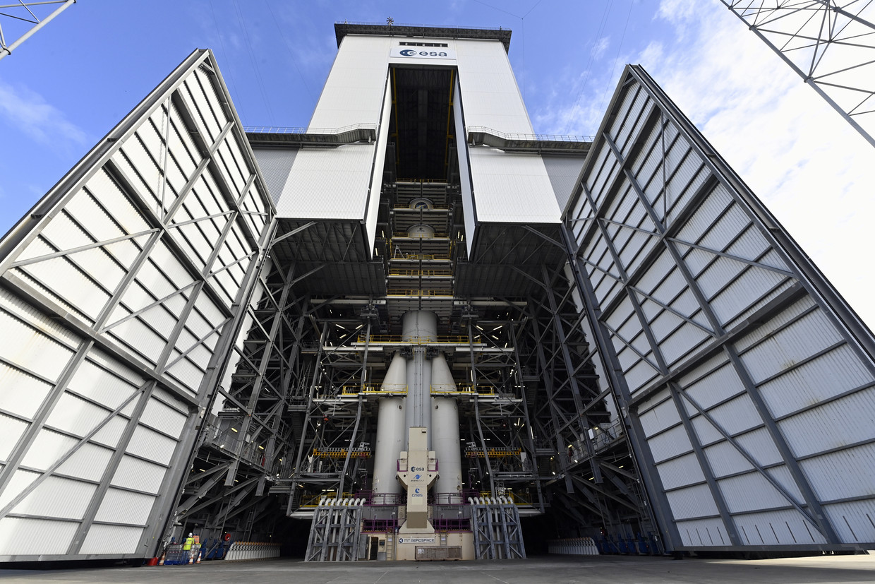 Europese ruimtesonde begint vandaag aan lange reis naar manen van Jupiter