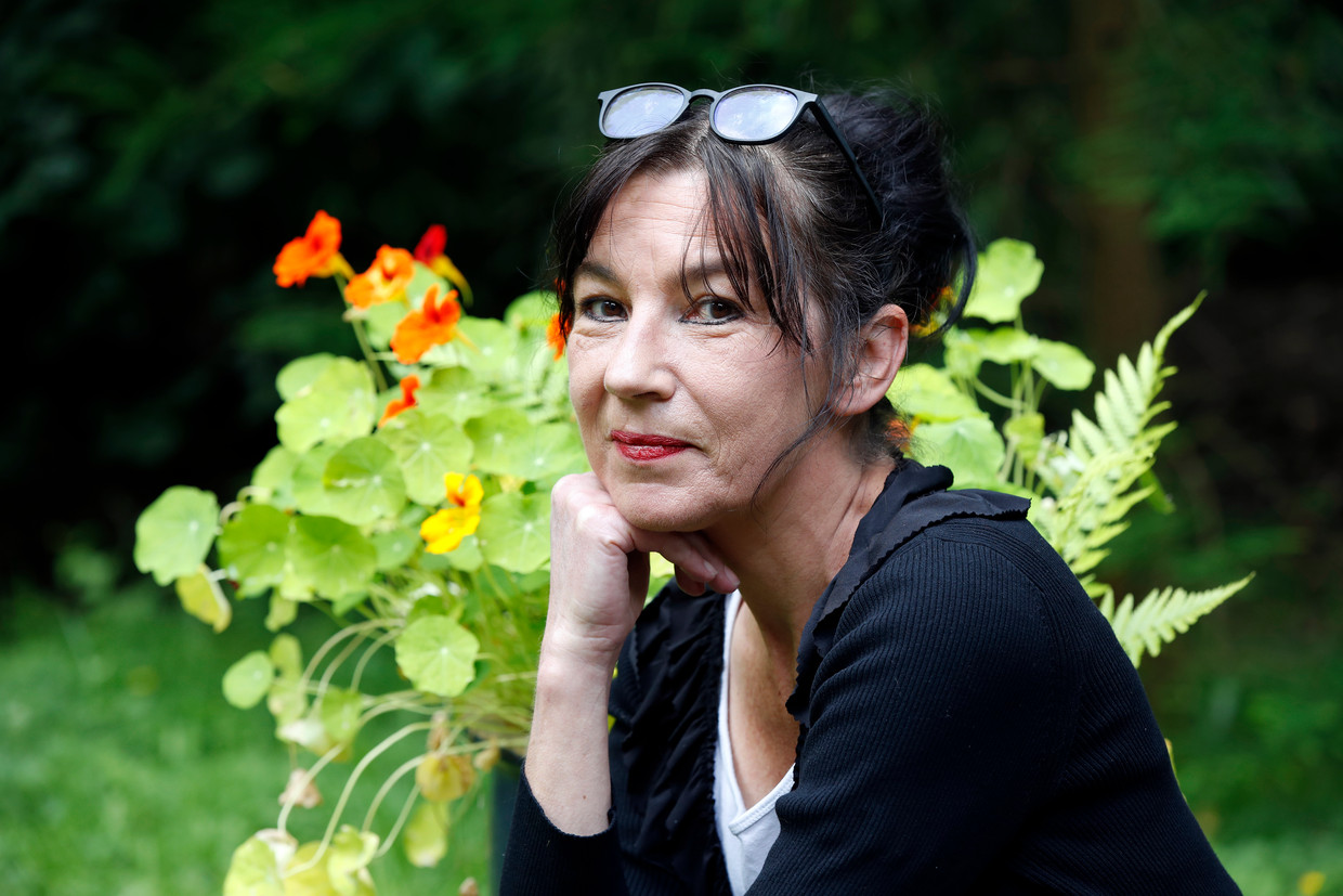 Bea Van der Maat (62) overleden: presentatrice en zangeres leed aan ALS ...