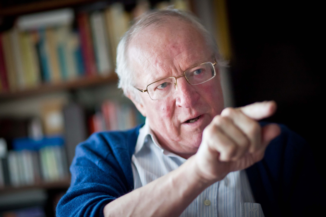 Oorlogsjournalist Robert Fisk: "Rebellen horen bij wreedste strijders ...