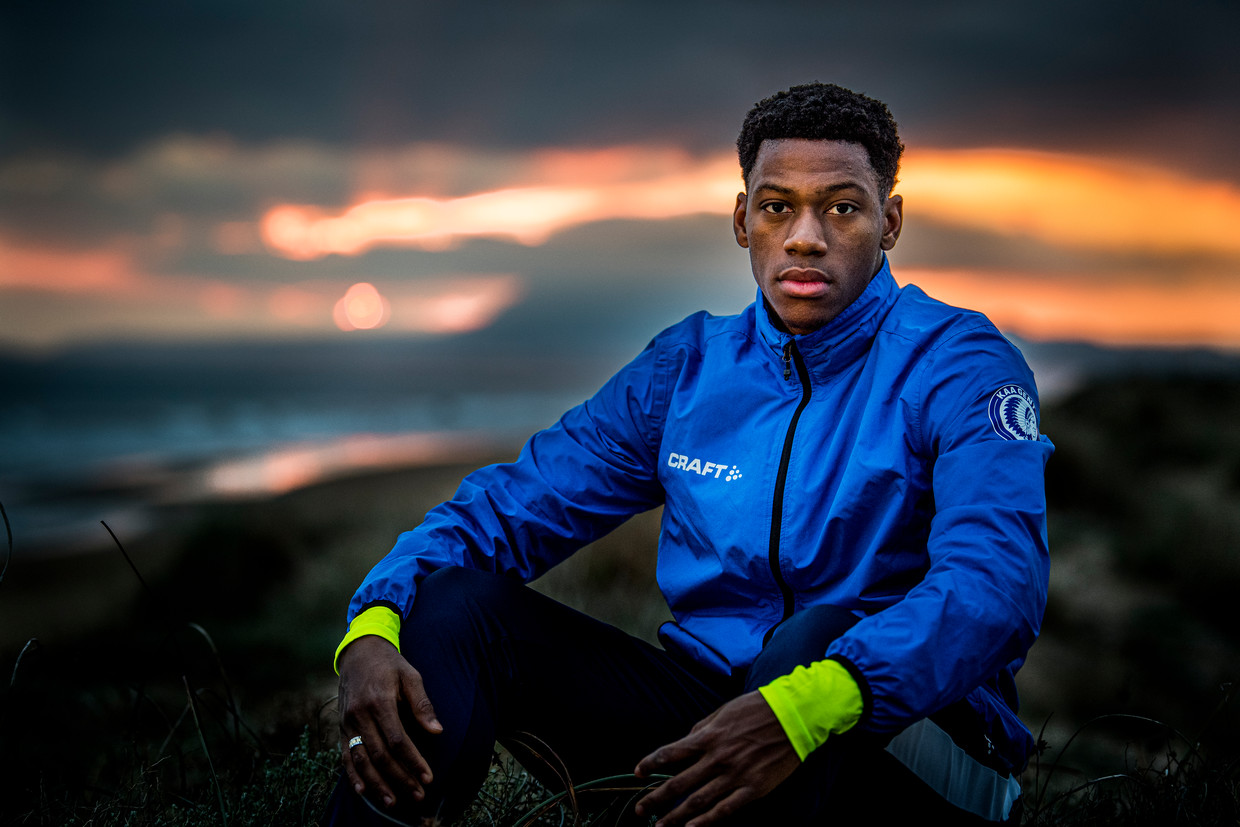 De donkere december van Jonathan David: ‘Ik zat helemaal alleen op de ...