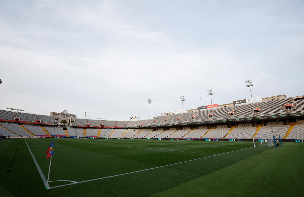 Verbouwing Barcelona-stadion Camp Nou loopt niet van een leien dakje