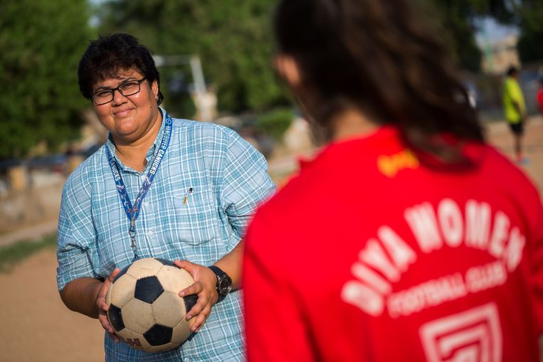 Vrouwenvoetballers strijden in Pakistan tegen ongelijkheid: ‘De droom ...