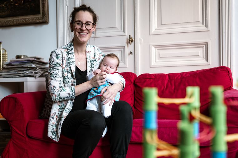 Kind en Gezin draait redenering om: voortaan zijn kinderen die de borst ...