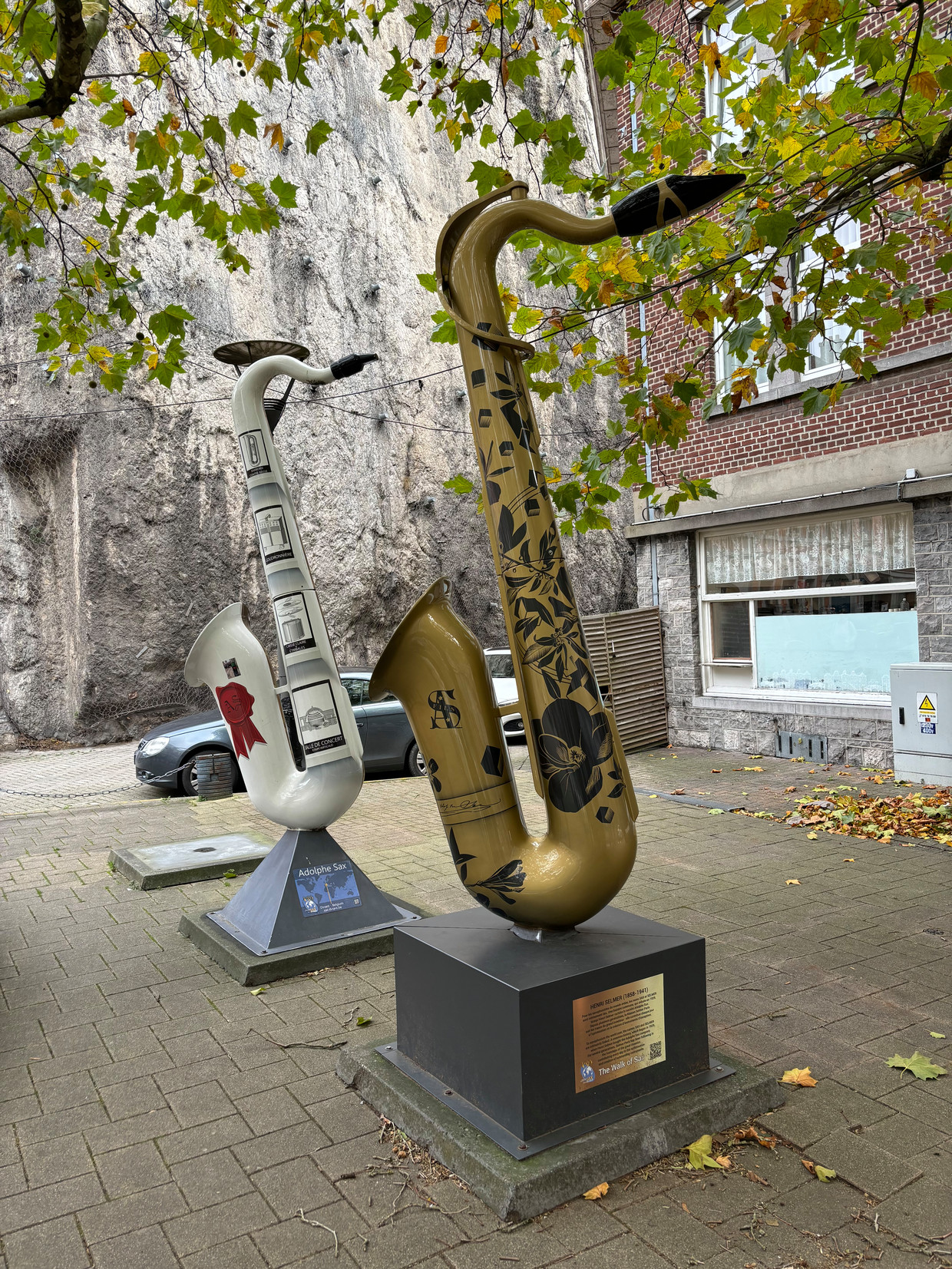 Sax & the City: in Dinant is de saxofoon overal te zien en te horen