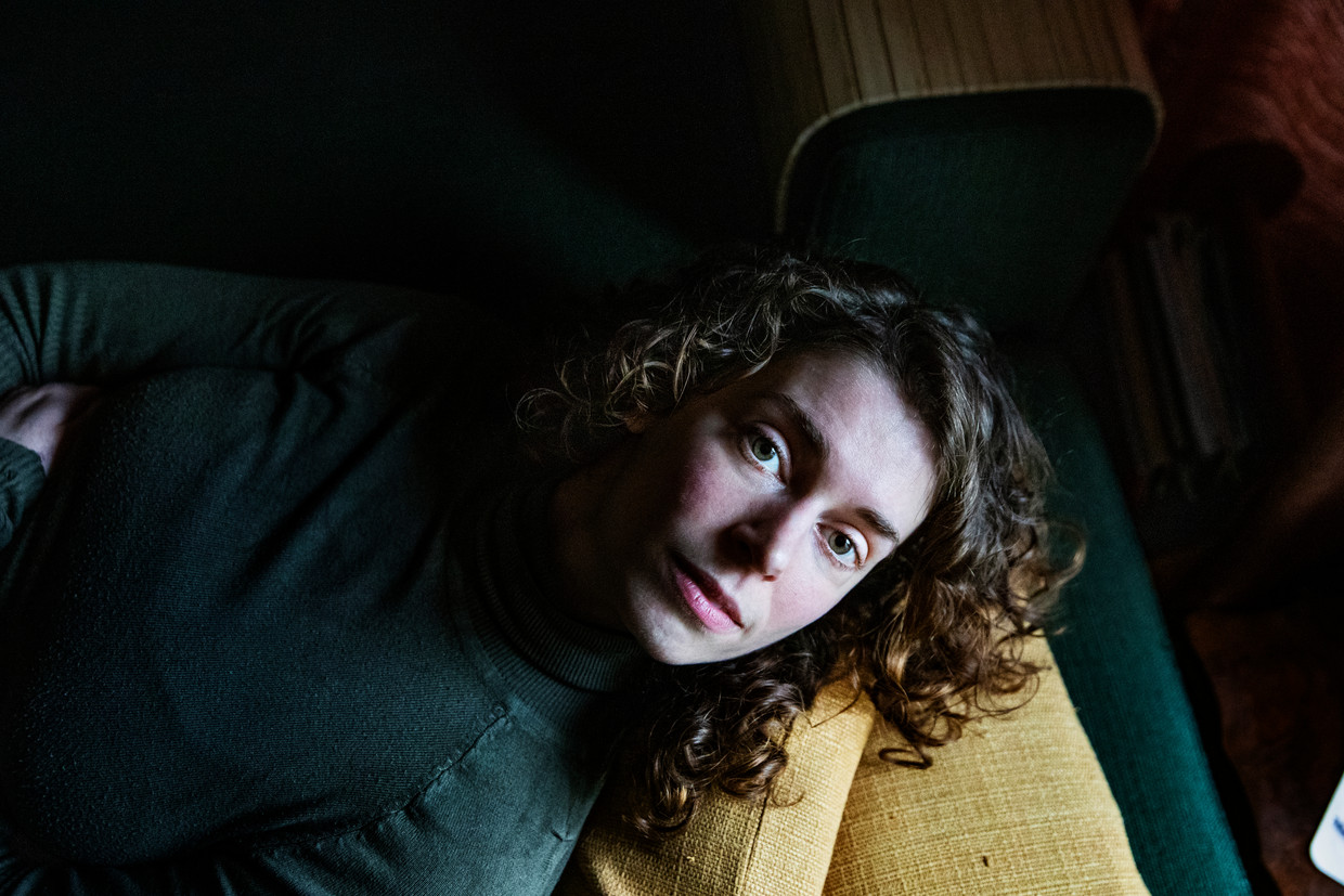 Emy Koopman schrijft brutaal eerlijk over een allesverterende ...