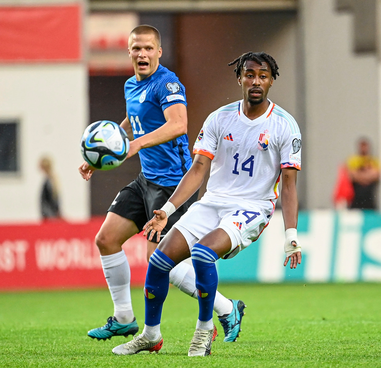 De weelde op de flanken is groot bij de Rode Duivels. Domenico Tedesco ...
