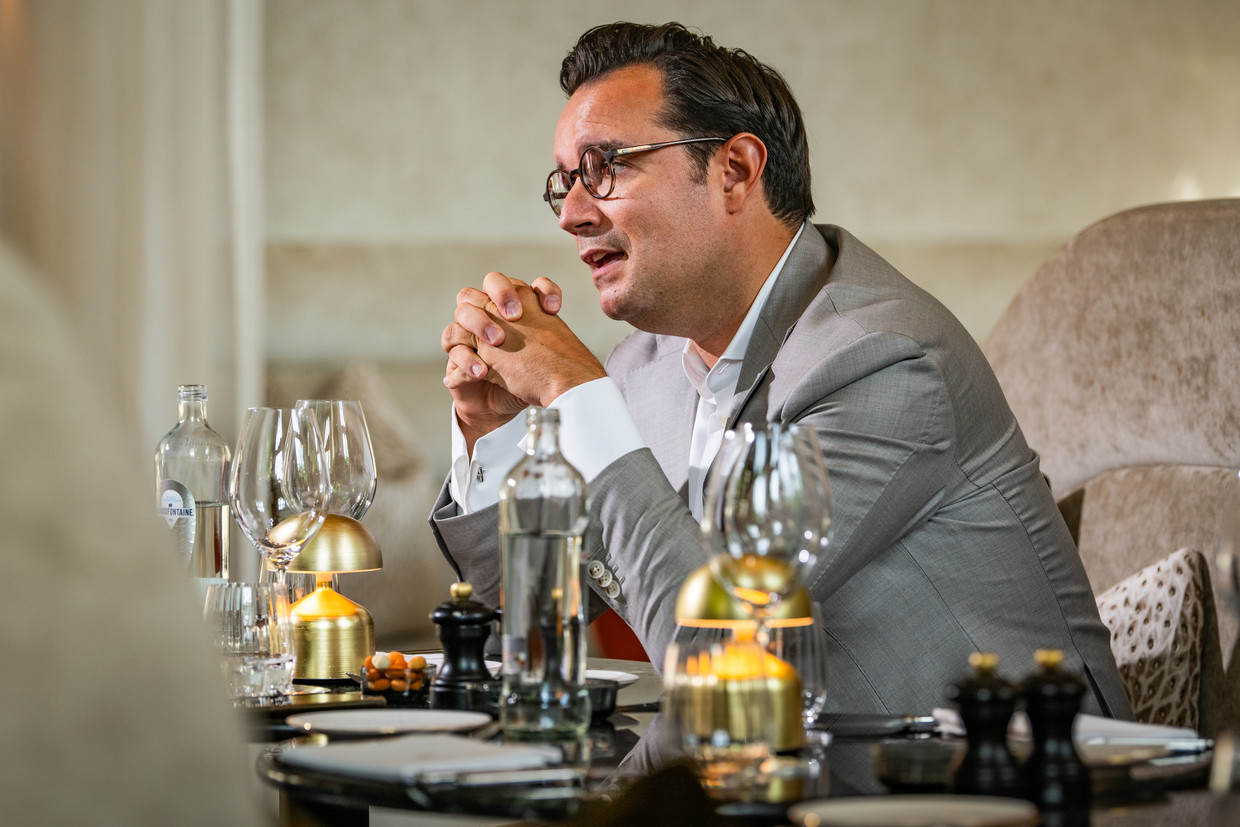 Omar Souidi over het makelaarschap na Propere Handen: ‘We verdienden 19.061 euro en 71 cent. In ...