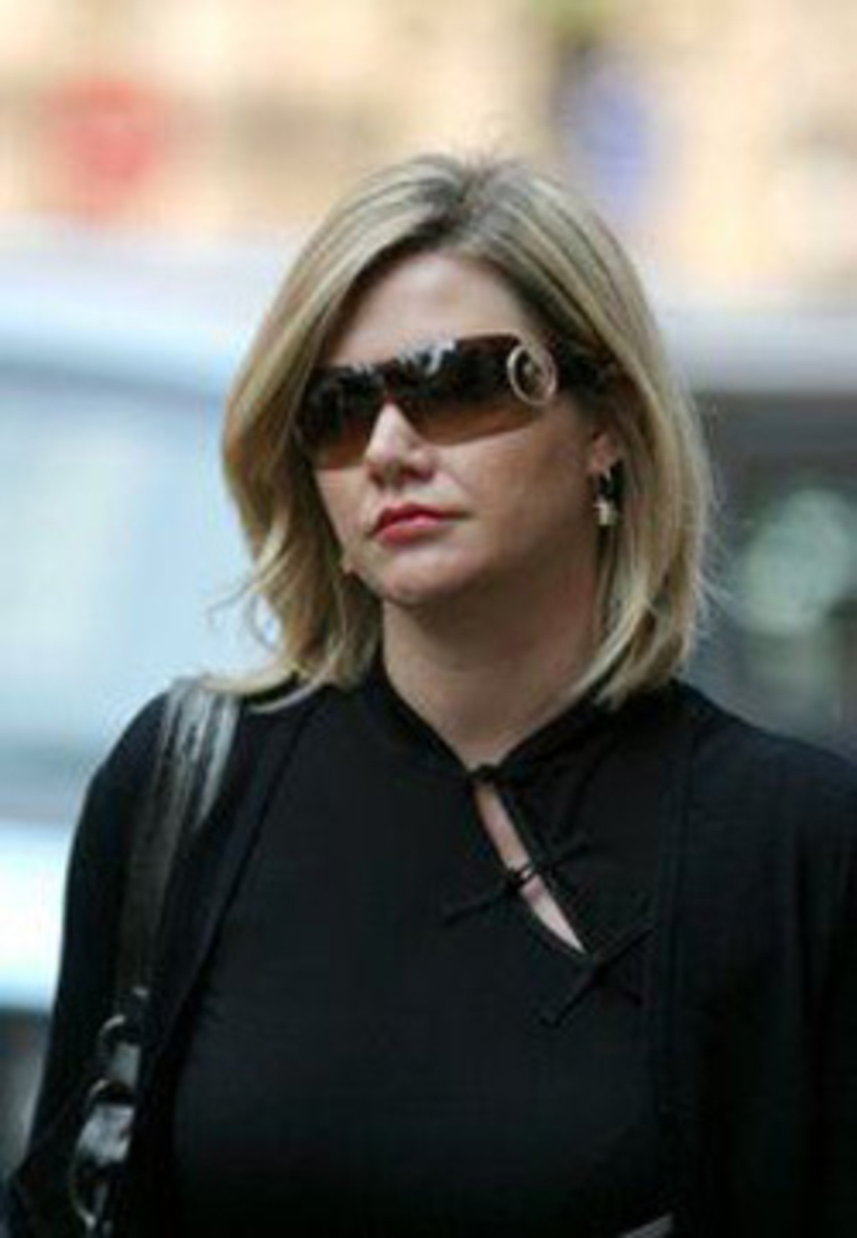 'Advocate Barbie' misbruikte weeskinderen in Zuid-Afrika | De Morgen