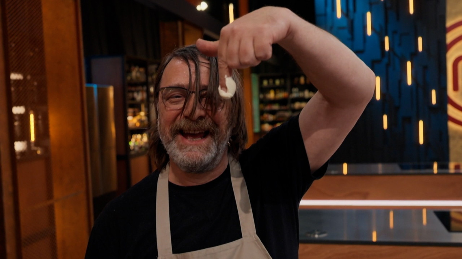 ‘Vegan? Dat is gewoon koken maar dan zonder het vleesje’: Dit was de halve finale van Celebrity ...