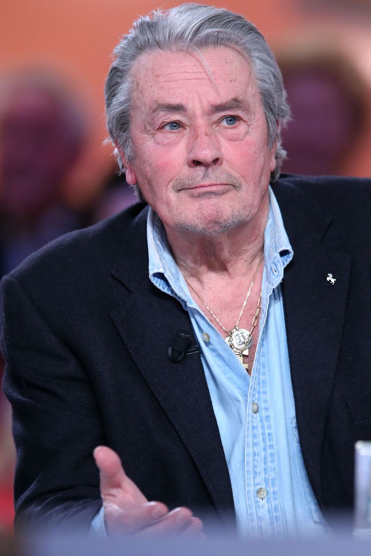 Alain Delon steunt extreemrechts Front National | De Morgen