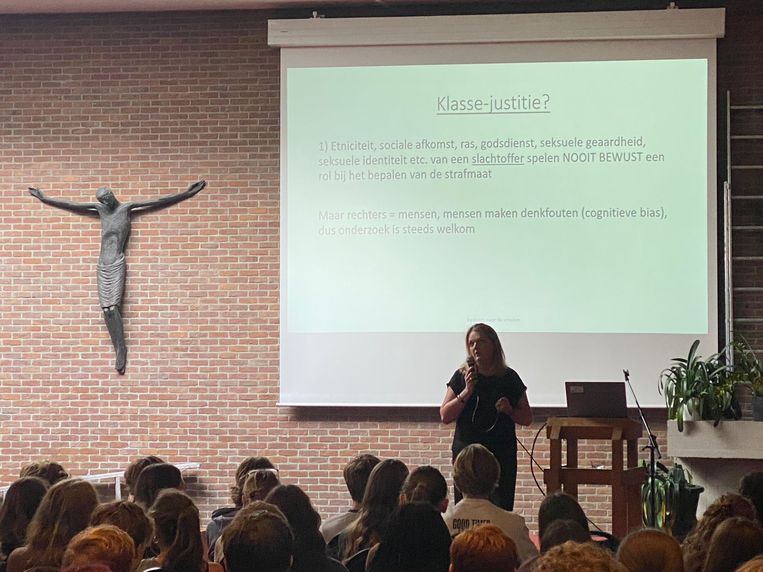 ‘Bent u overtuigd dat er geen racisme was tijdens de doop?’: Gentse ...