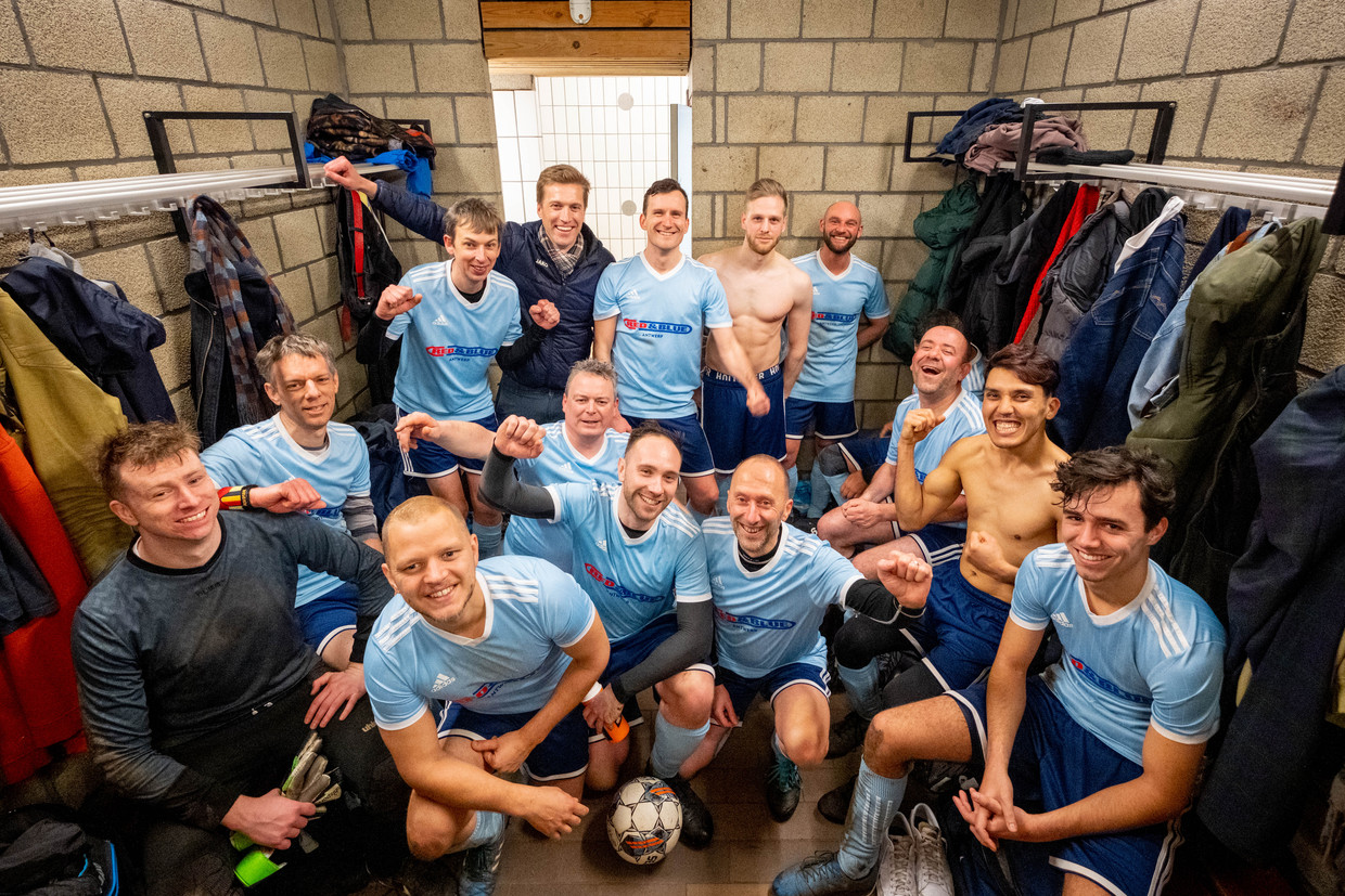 Pink Devils, de enige homovoetbalploeg in België: ‘Bij ons weet je tenminste wat je krijgt’