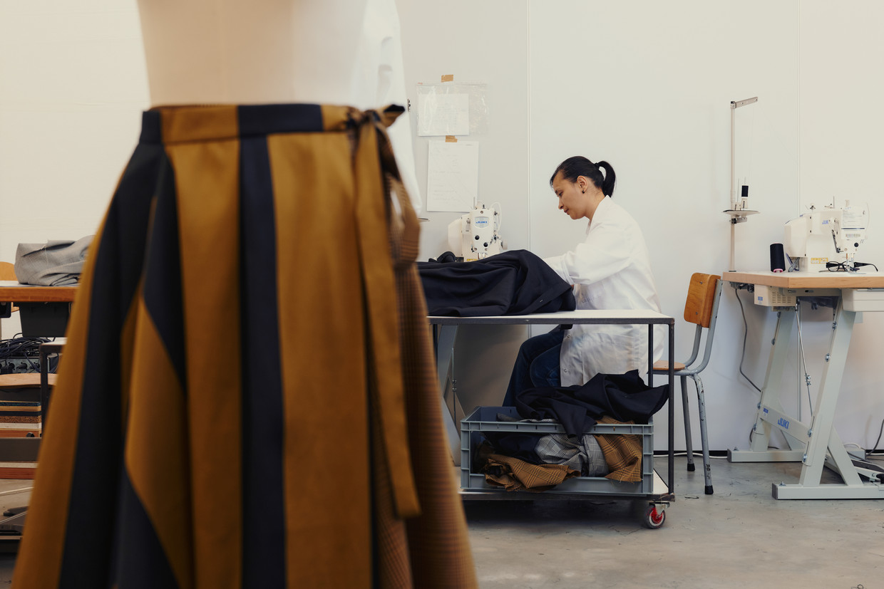 ‘Dat men hen profiteurs noemt, gaat er bij mij niet in’: Tim Van ...