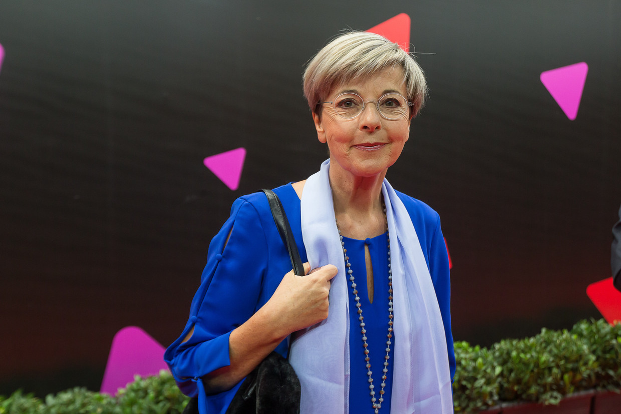 Ingeborg onder vuur omdat ze coronapaspoort wou krijgen zonder vaccin