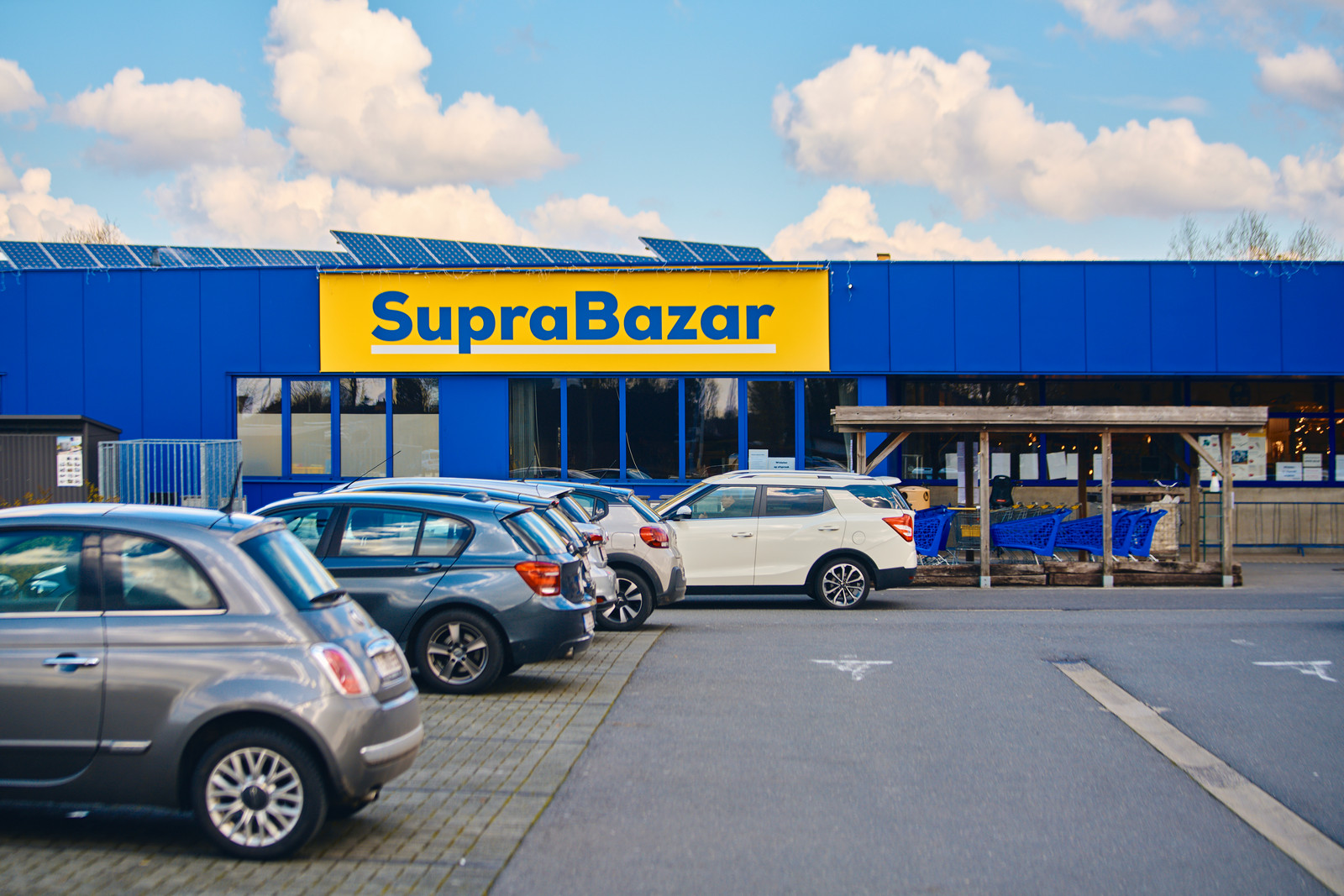 Het lijkt erop dat Supra Bazar zijn leuze ‘Je vindt er alles’ niet tot ...