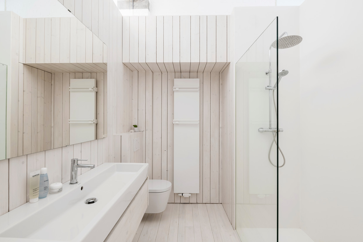 Binnenkijken in een witter dan witte loft | De Morgen