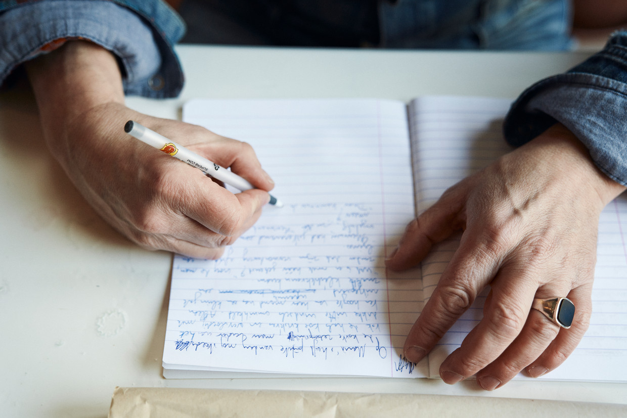 Zij zweren bij pen en papier: ‘Elk jaar spaar ik een kleine 1.000 euro ...