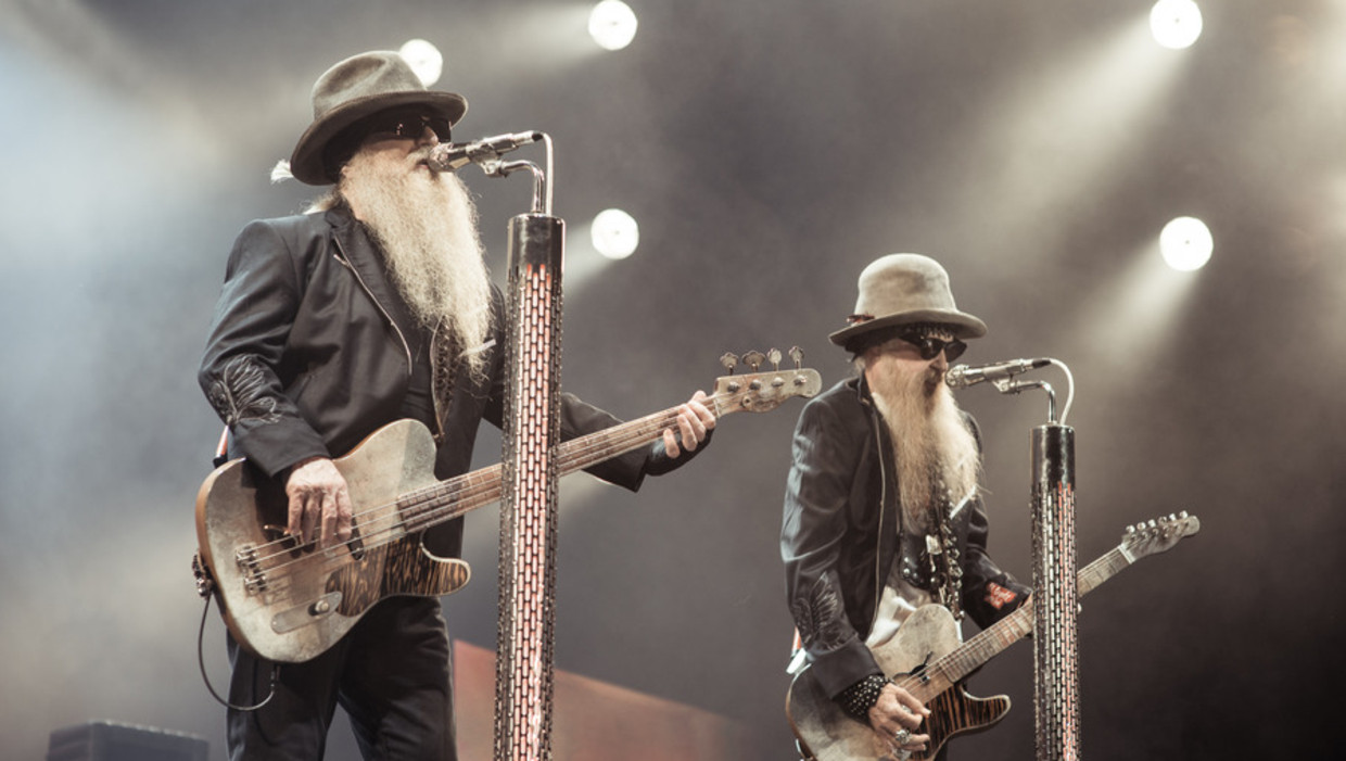ZZ Top en Triggerfinger strak van snaren en maatpak op Suikerrock