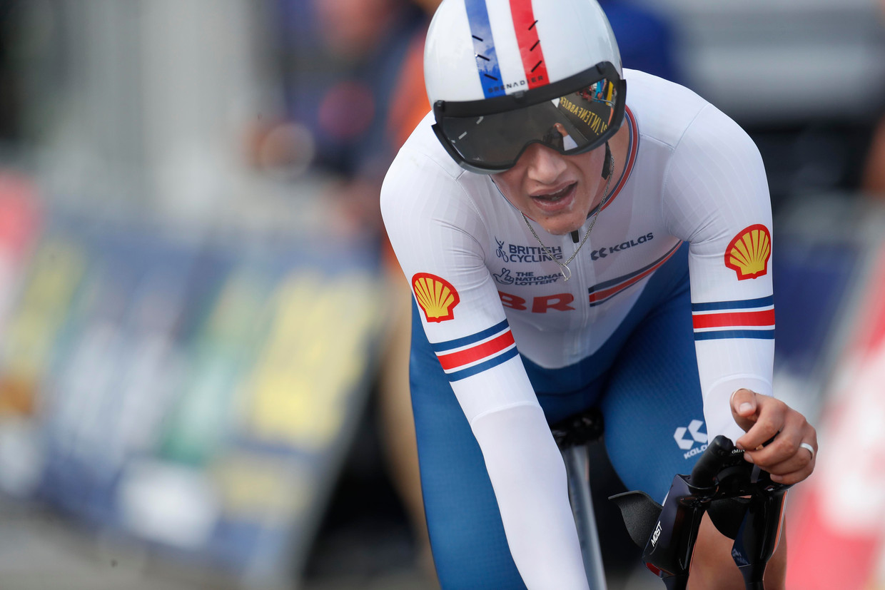 Brons voor Wout van Aert op EK tijdrijden, goud voor indrukwekkende ...