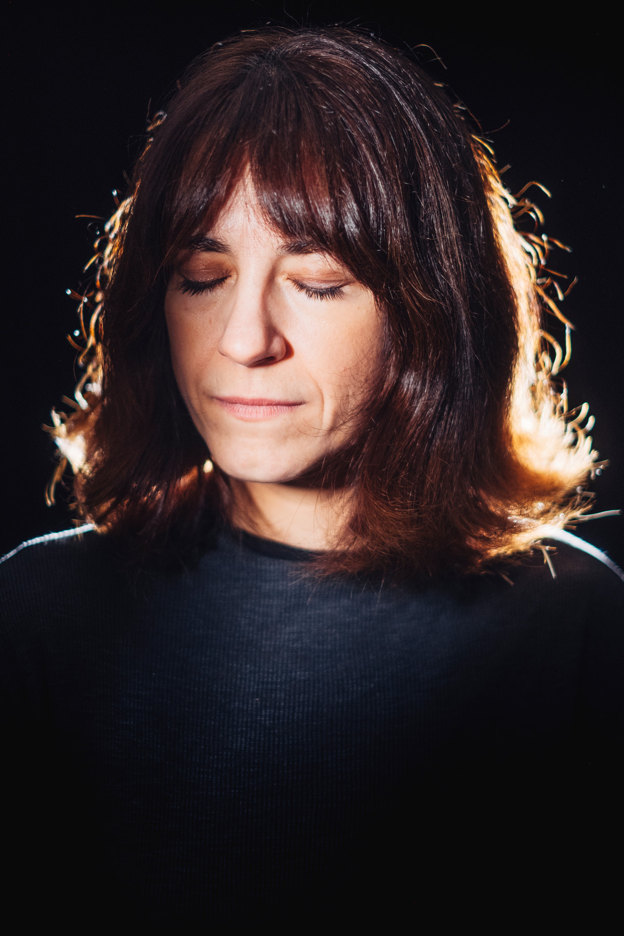 ‘Over Water’-actrice Natali Broods: “Ik dacht: de ware liefde gaat mij ...