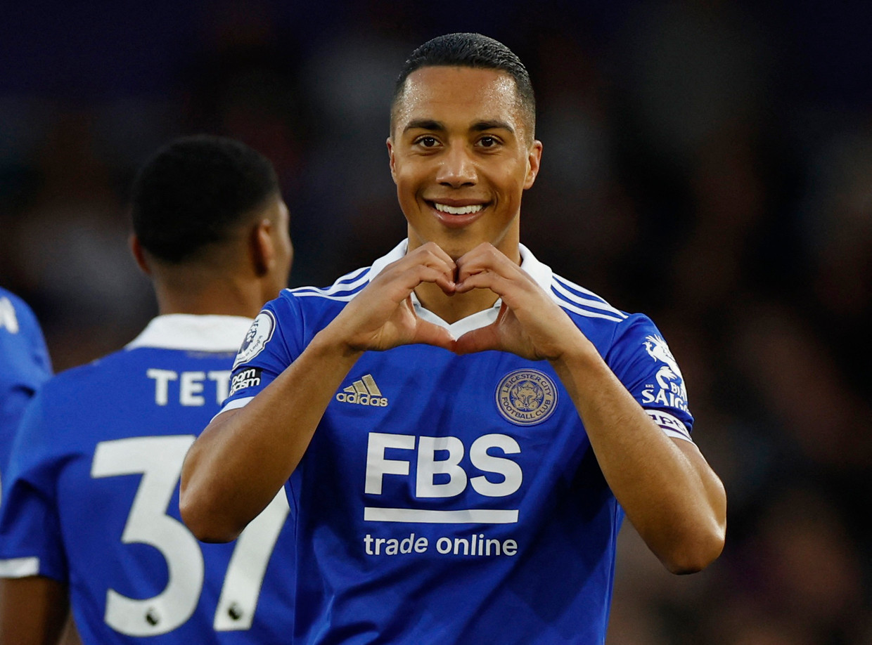 Van de Premier League naar de Serie A? Mourinho richt pijlen op Tielemans