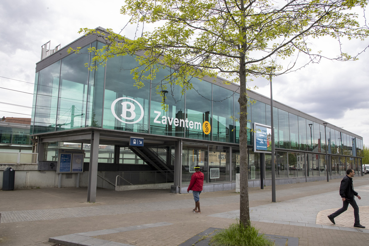 ‘We zullen gewapend komen om onze vriend te wreken’: leerlingen ...