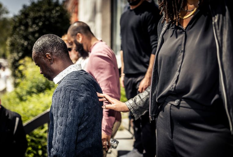 ‘Ze hebben Sanda uitgekozen vanwege zijn kleur’: vader Sanda Dia ...